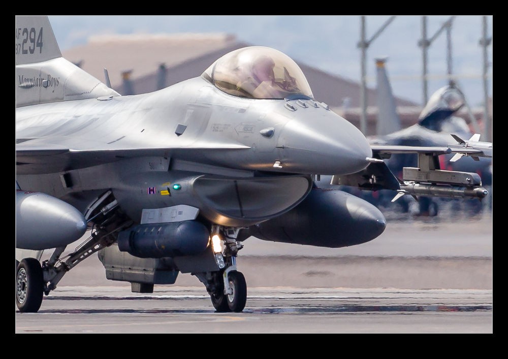 F-16 Inlet Vapor | RobsBlogs