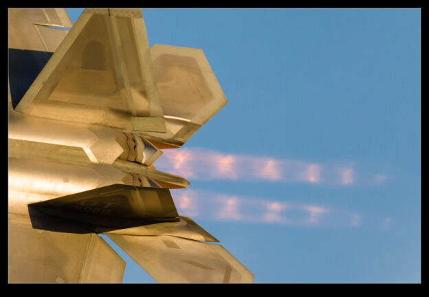 Shock Diamonds and the F-22 | RobsBlogs